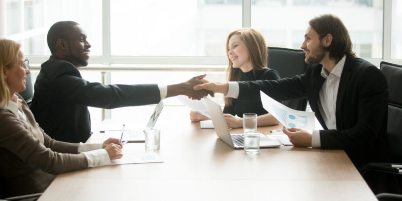 10 Características de una Empresa Multinacional