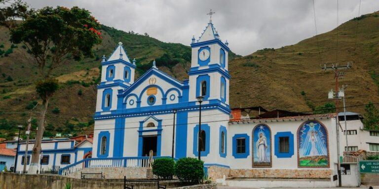 Venezuela: historia, población, símbolos y características